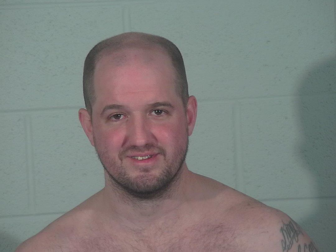 FM's Best! 100.3 WLKI