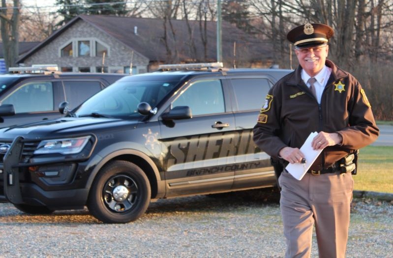 FM's Best! 100.3 WLKI