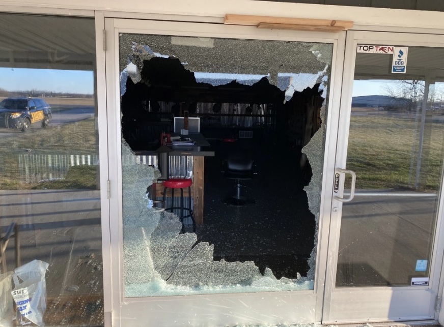 FM's Best! 100.3 WLKI