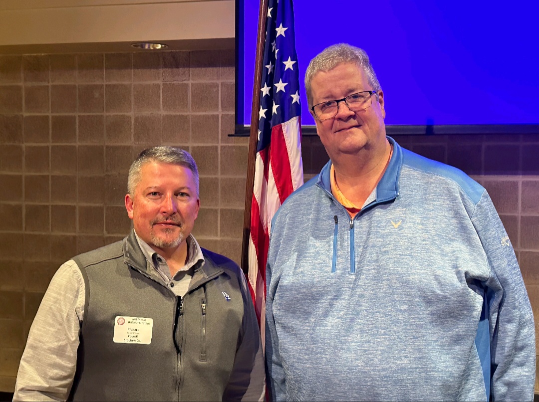 FM's Best! 100.3 WLKI