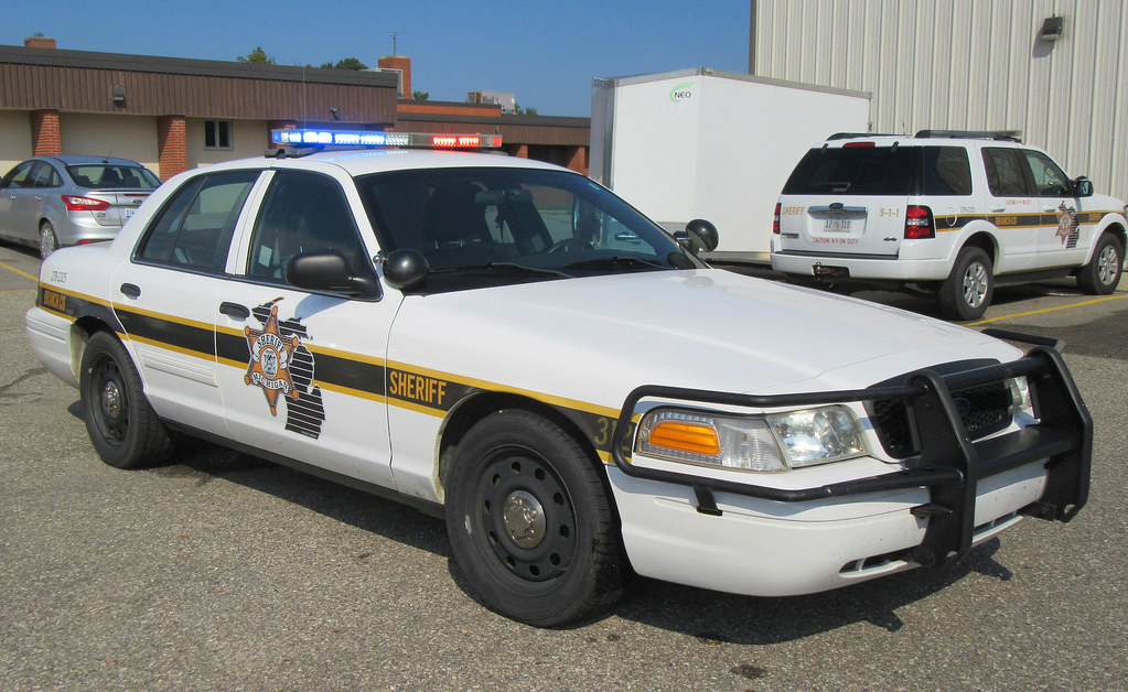 FM's Best! 100.3 WLKI