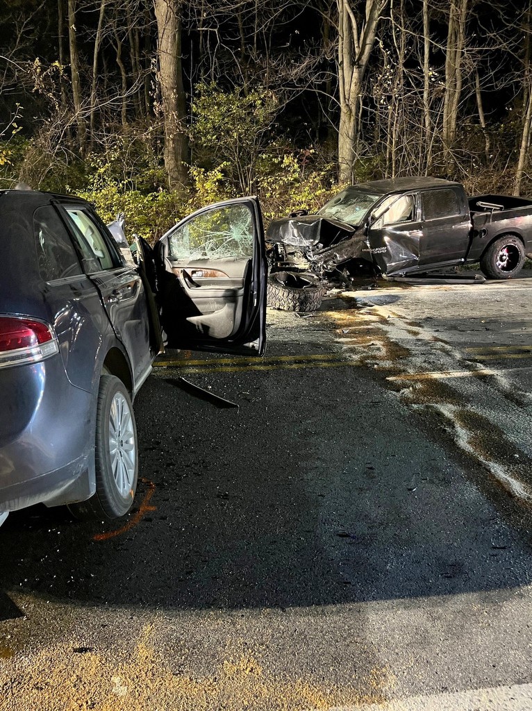 FM's Best! 100.3 WLKI