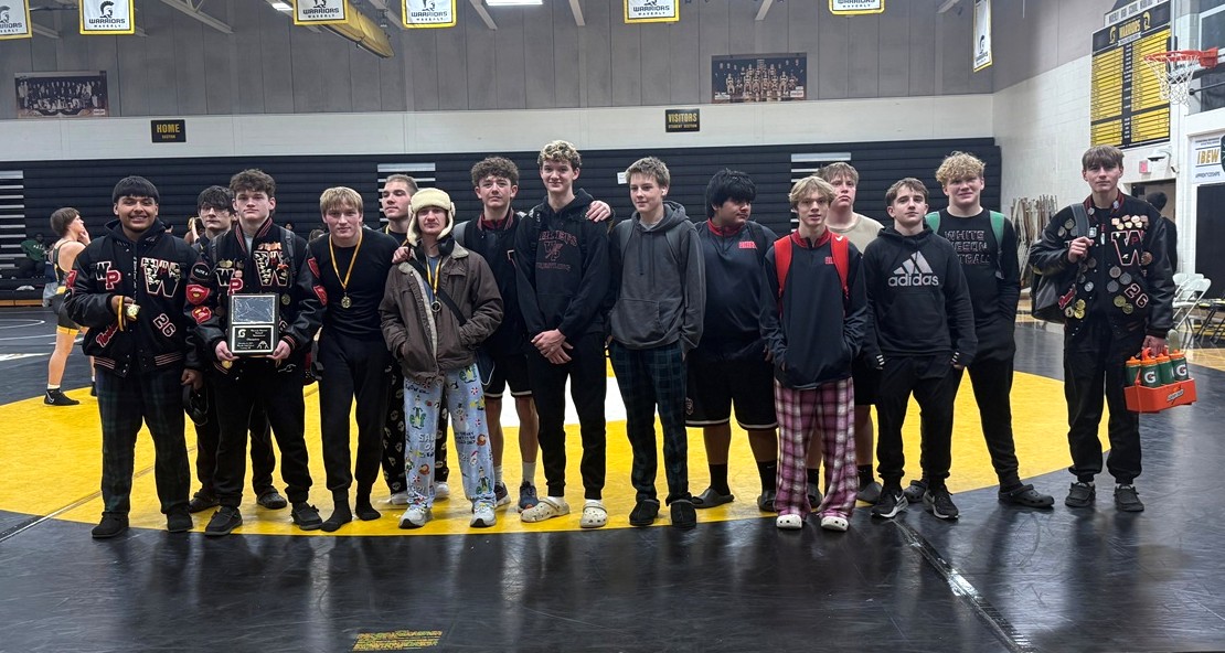 White Pigeon wrestling team wins Lansing Waverly Invitational - WTHD