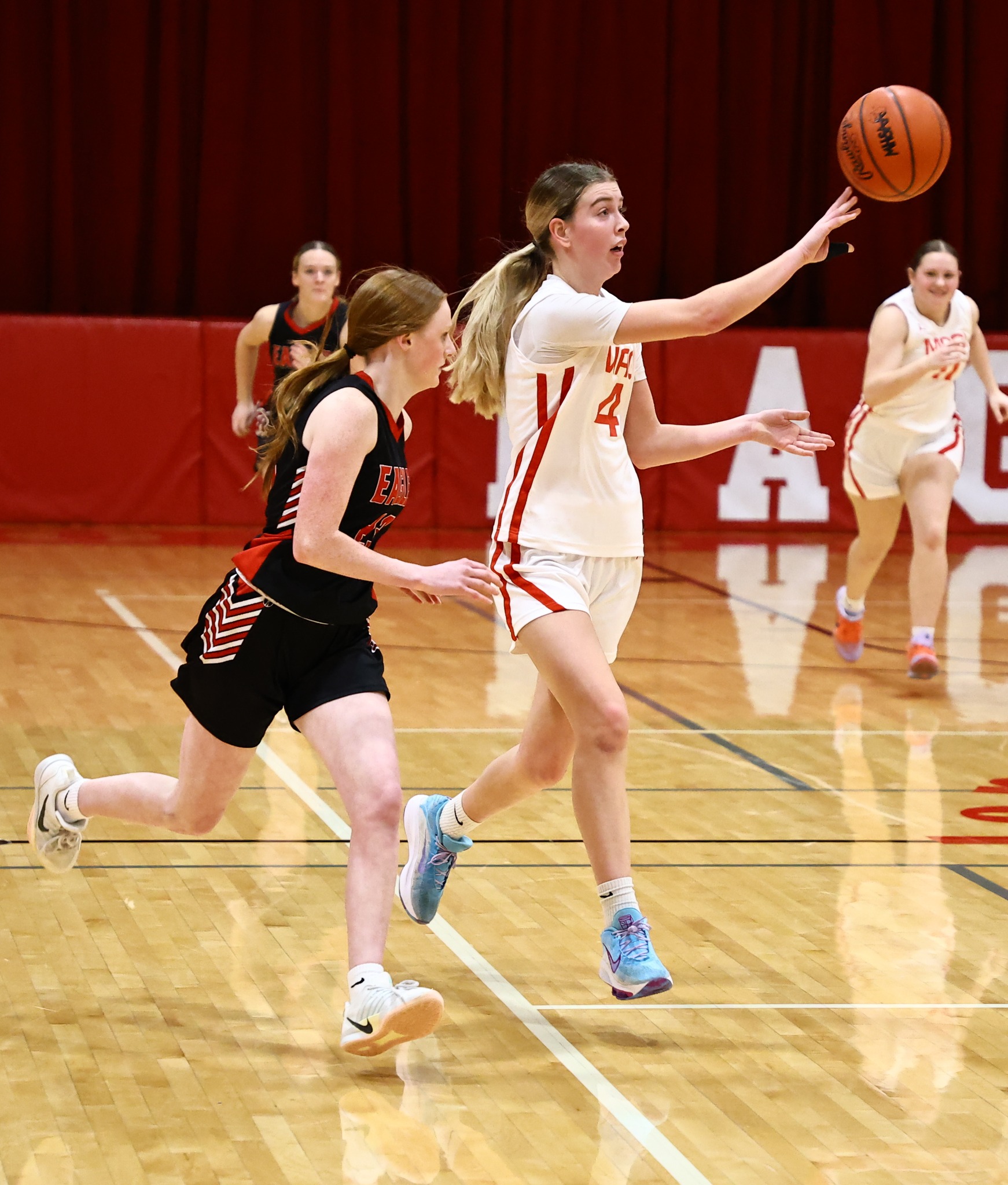 Colon girls get home win over Howardsville Christian 40-38 - WTHD